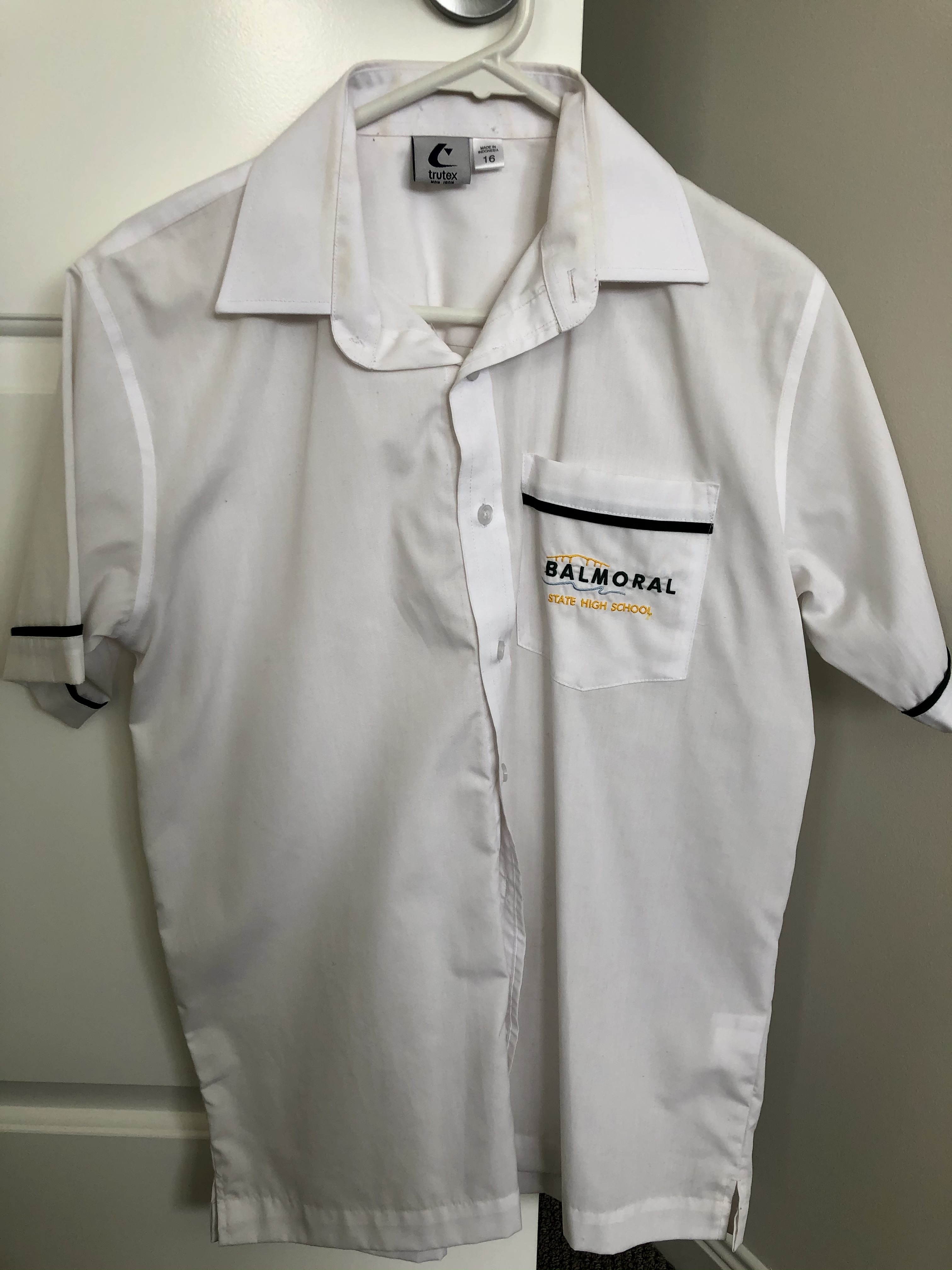Balmoral State High School Second Hand Uniform Shop