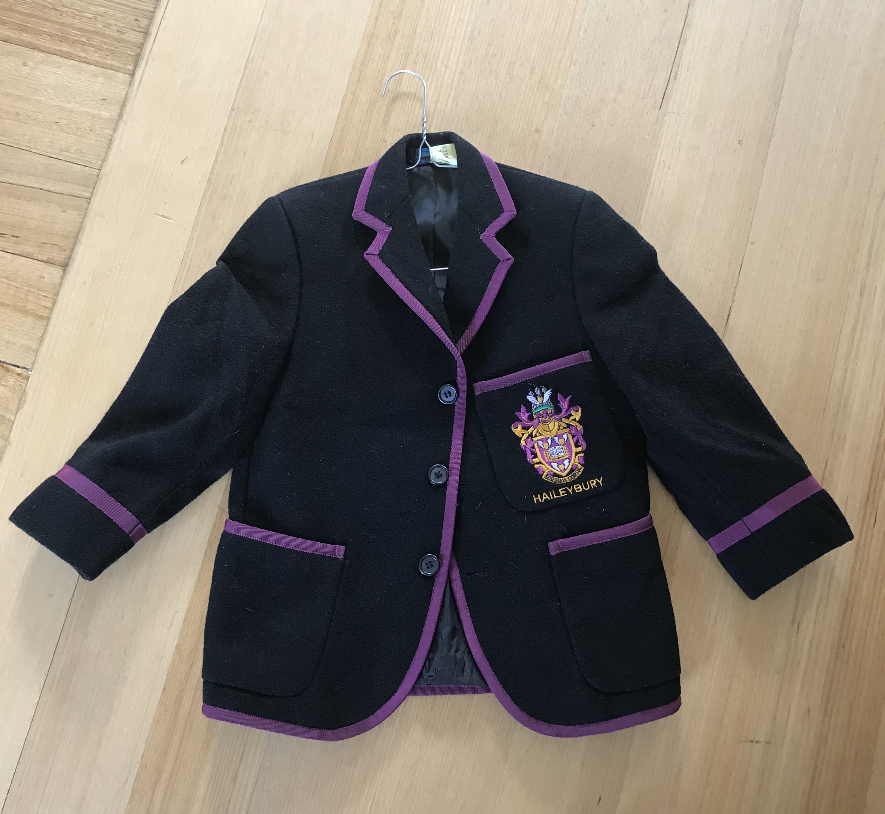 Haileybury College Second Hand Uniform Shop